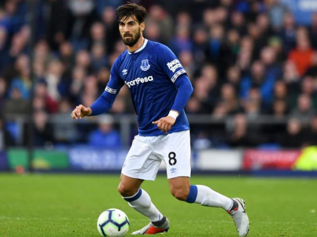 Andre Gomes Reveals He's Happy at Everton But Remains Coy Over ...