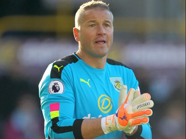 Former England goalkeeper Paul Robinson retires from football
