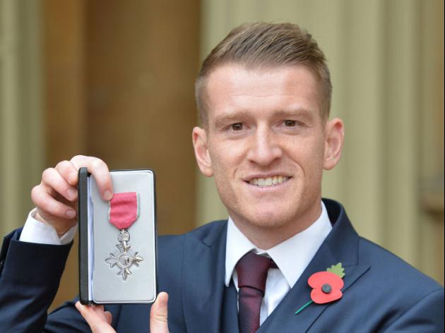 Southampton skipper Steven Davis proud to receive MBE for services to ...