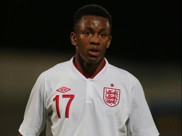 Hanley signs new deal