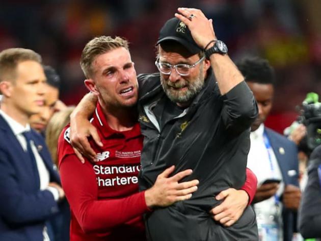 Jurgen Klopp Breaks Down in Tears After Liverpool Clinch Premier League ...