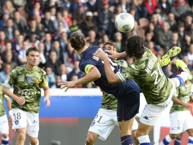 8 of the Best Ever Backheel Goals in Football History - Ranked