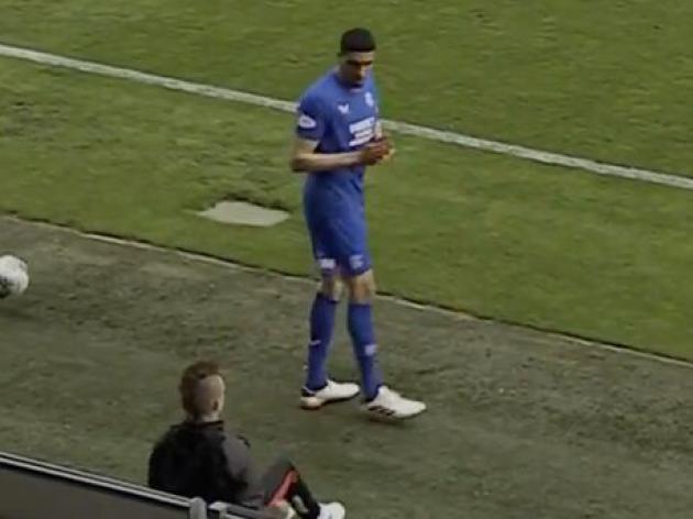Ballboy with mohawk substituted after incident with Rangers star as St ...