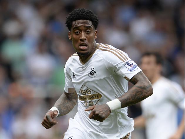 Leroy Fer makes permanent switch to Swansea