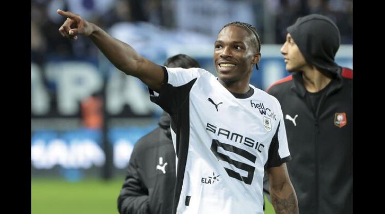 Jeremy Jacquet 'picks between Man Utd, Liverpool and Chelsea' for ...